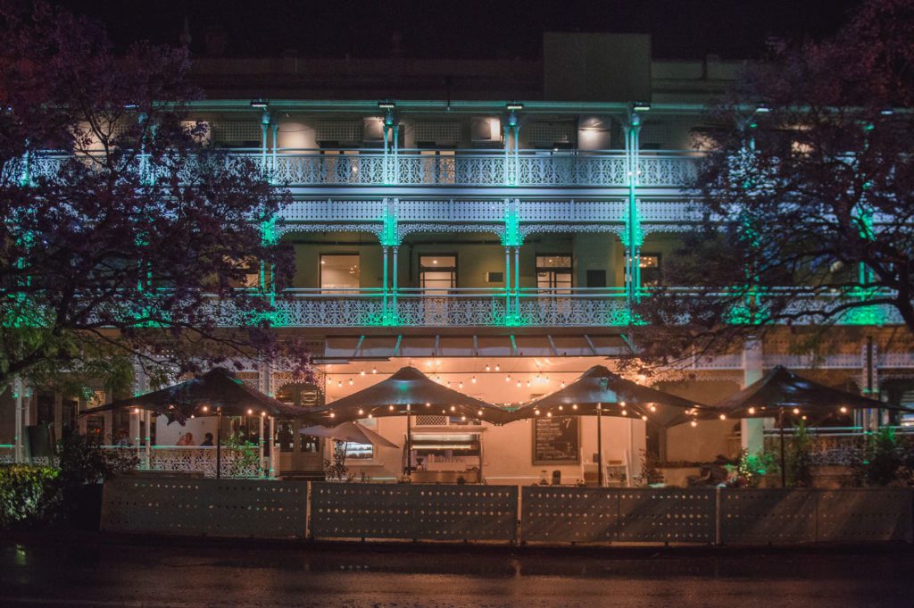 Contact Us | Regatta Hotel